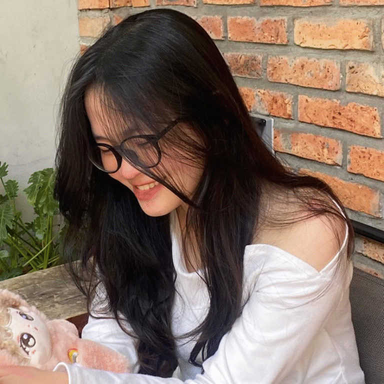 Học viên xuất sắc – Studious